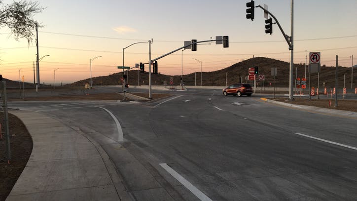 Half-Diverging Diamond Interchanges open on South Mountain Freeway ...