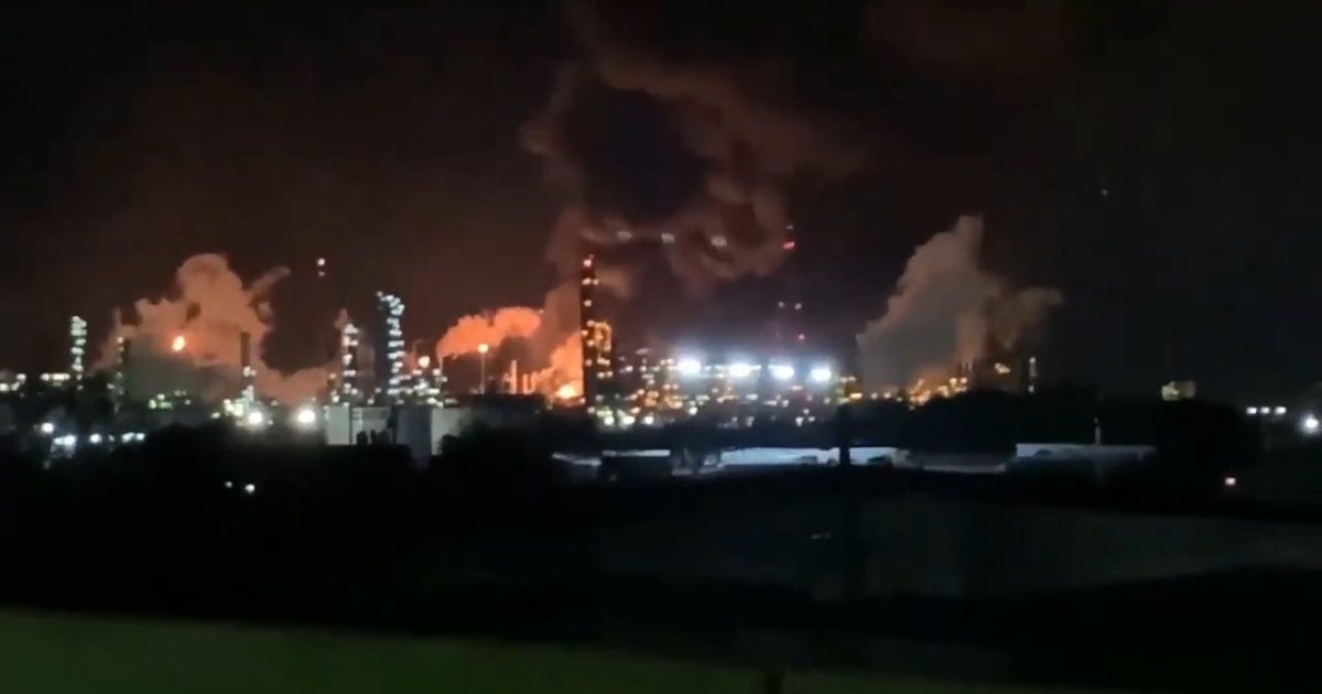 ExxonMobil Baytown explosion: 4 workers hurt in 'major industrial ...