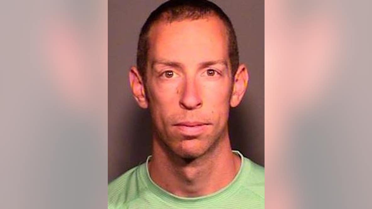 Algae bloom covers parts of Tempe Town Lake, city tells lake goers to ...