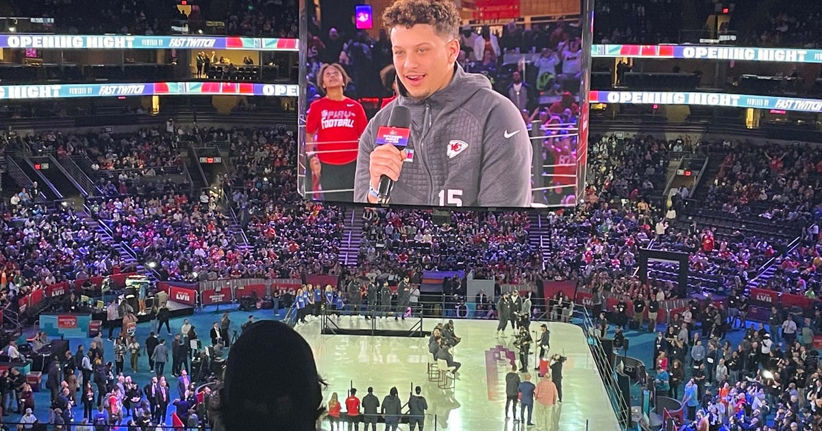 Super Bowl LVII Opening Night: Chiefs, Eagles meet with the media in ...