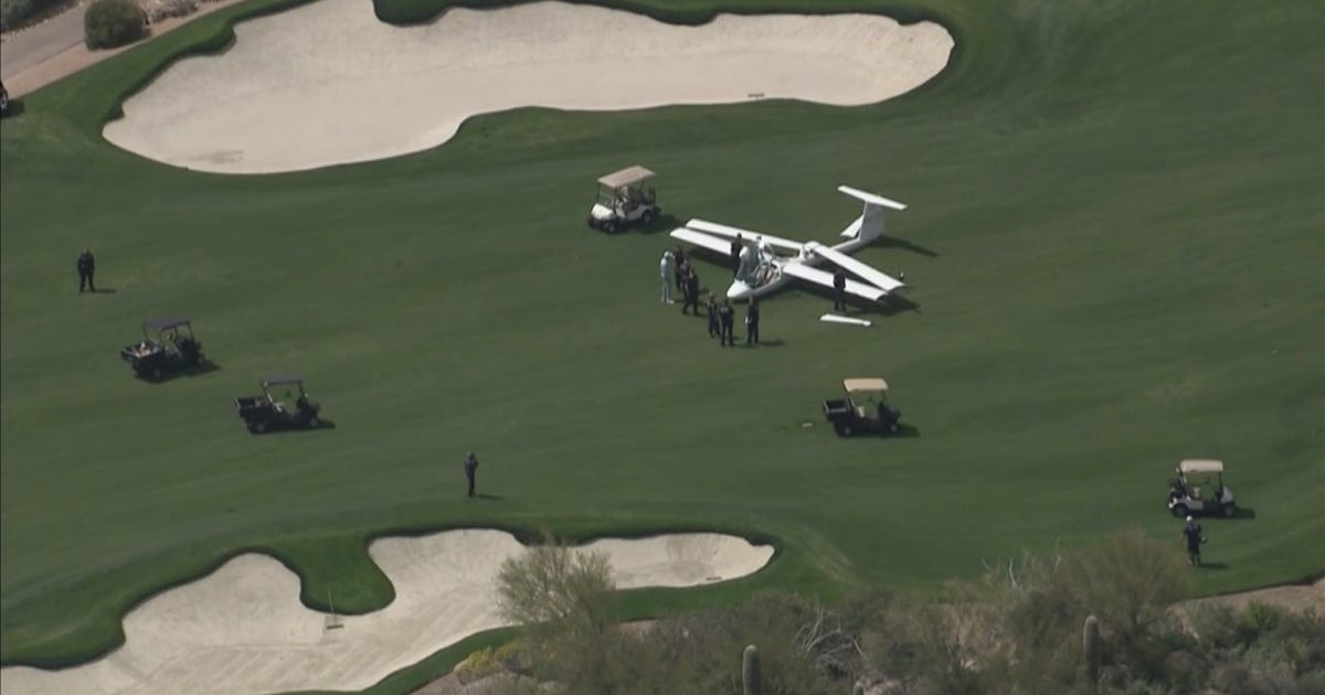 Glider lands on north Scottsdale golf course, no injuries reported ...