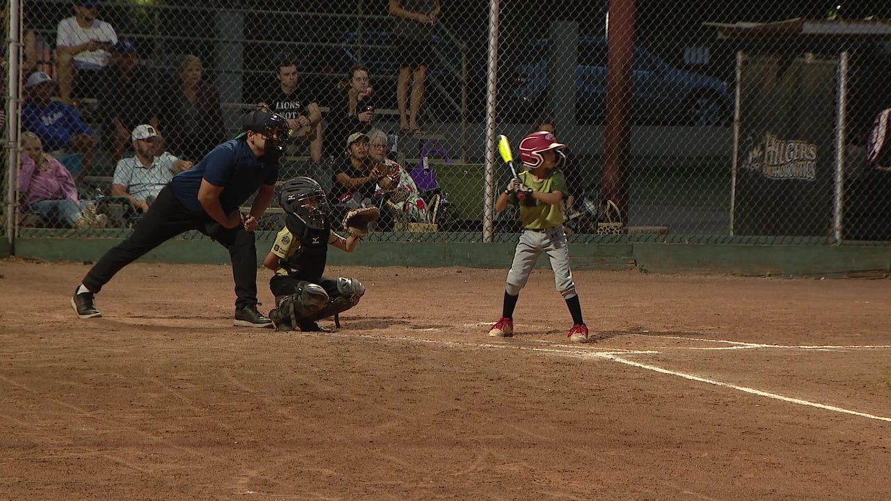 Are unruly parents to blame for umpire shortage? | FOX 10 Phoenix Are unruly parents to blame for umpire shortage? | FOX 10 Phoenix