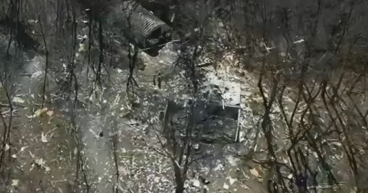House explodes outside Pittsburgh, leaving 2 people dead: 'Complete ...