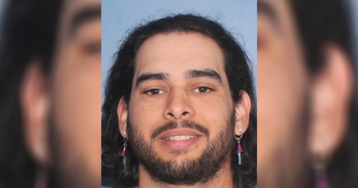 Man accused of stealing cellphones from teenage girls | FOX 10 Phoenix