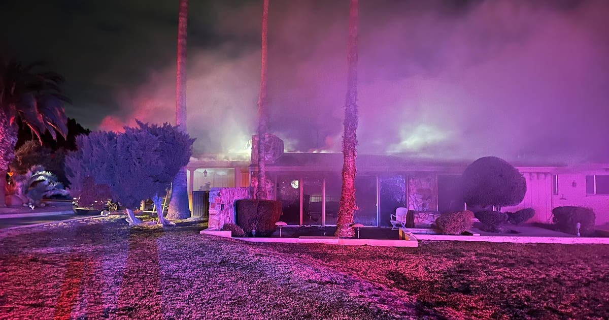 Man dies after being pulled from Arcadia house fire | FOX 10 Phoenix