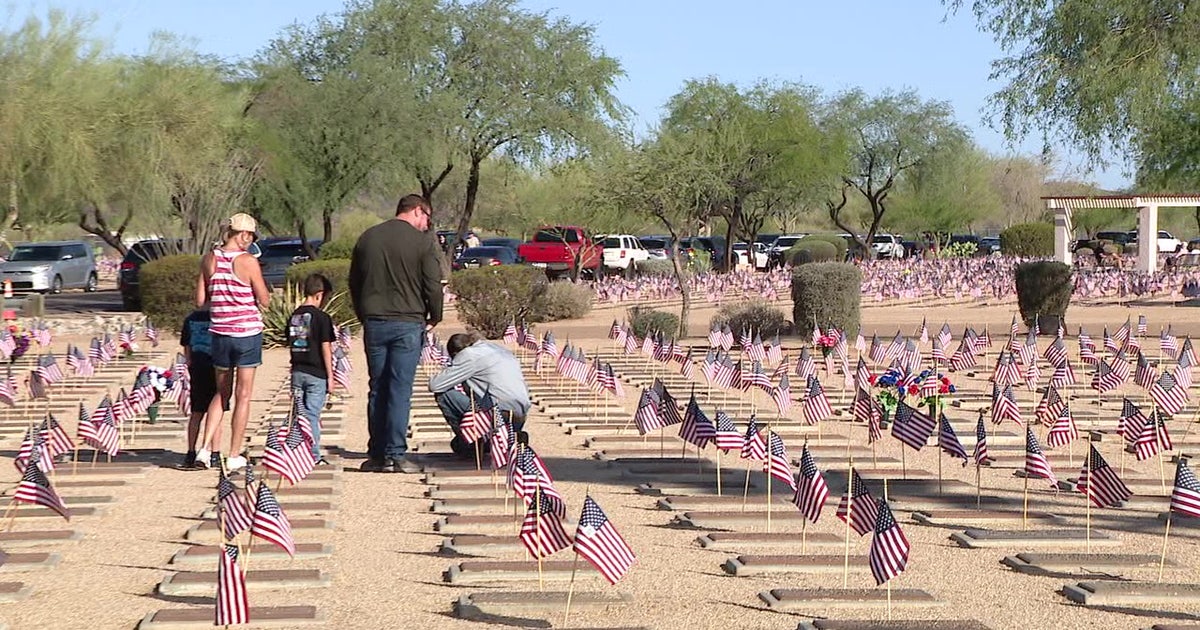 Memorial Day: People gather for annual ceremony at National Memorial ...