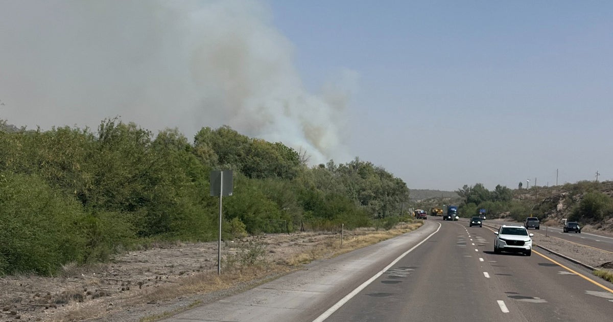 Monarch Fire: Crews gain control of brush fire near Wickenburg | FOX 10 ...