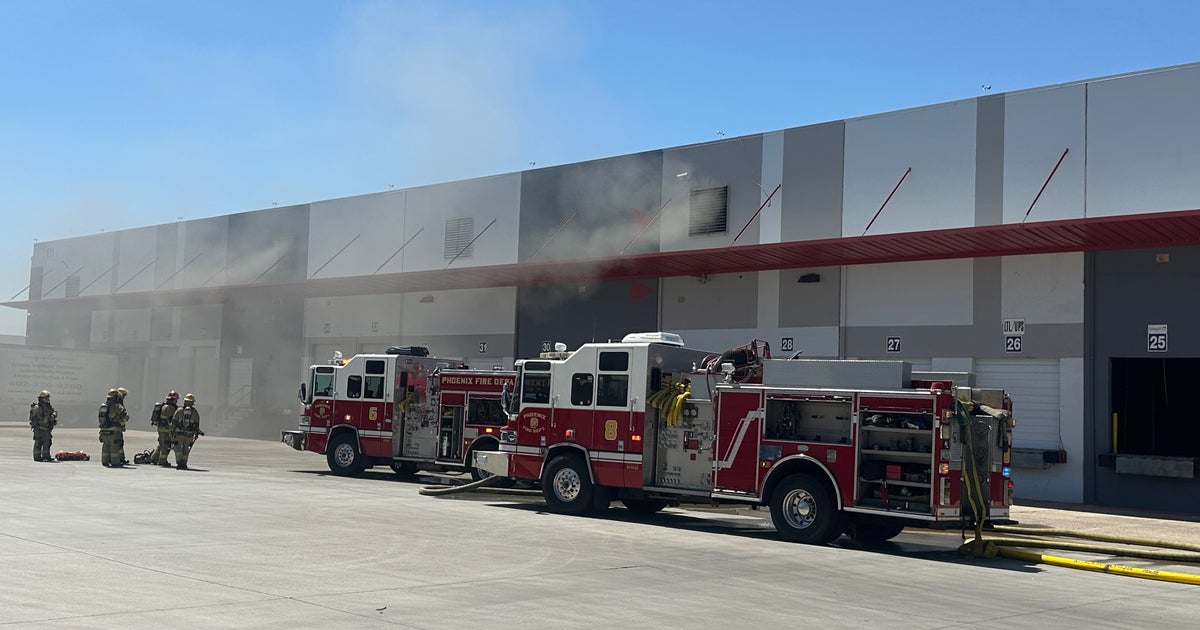 Phoenix firefighters respond to second alarm fire | FOX 10 Phoenix