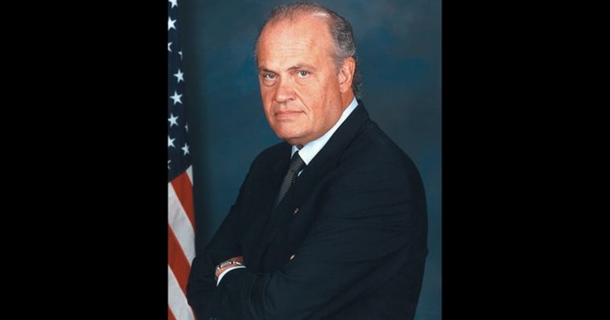 Fred Thompson, former US senator who acted in TV and films, has died at ...