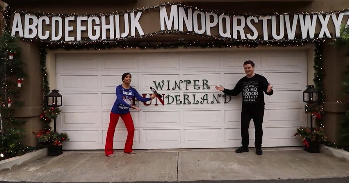 Costa Mesa man turns home into a Christmas 'Winter PUNderland ...