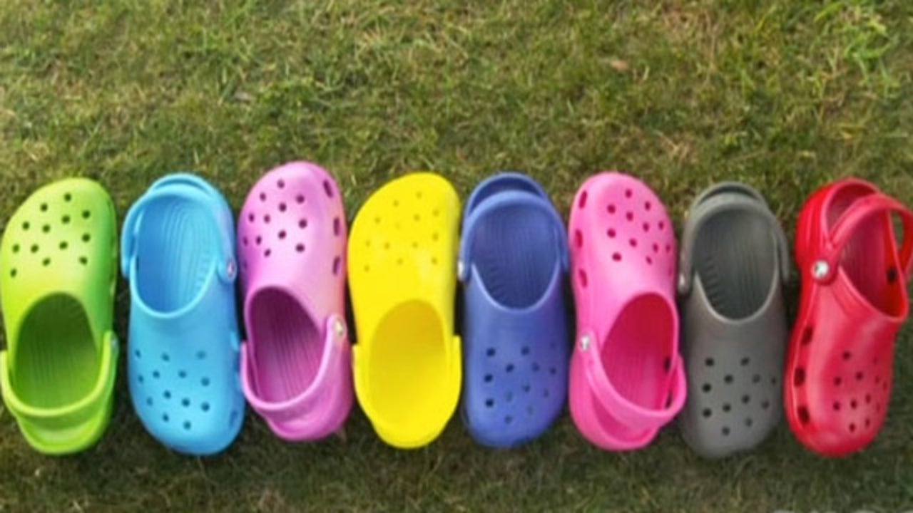 Crocs closing last of its manufacturing plants | FOX 13 Tampa Bay
