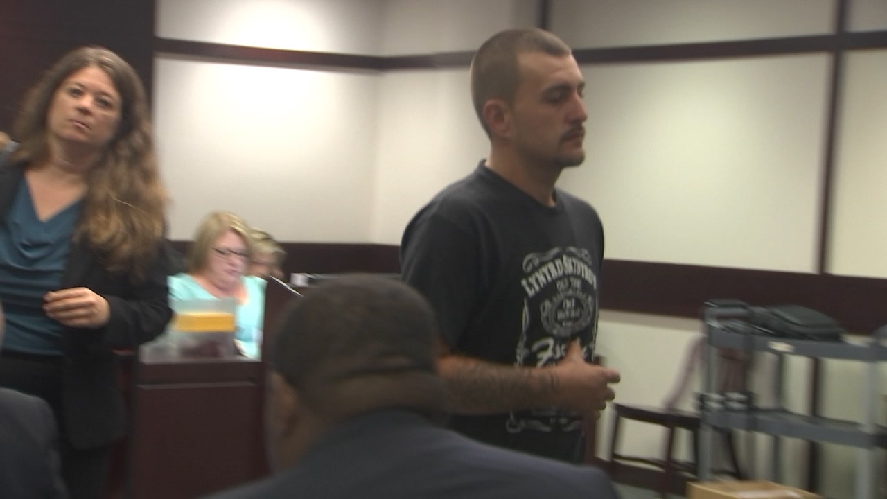Accused murderer says DNA evidence from supposed murder weapon will ...