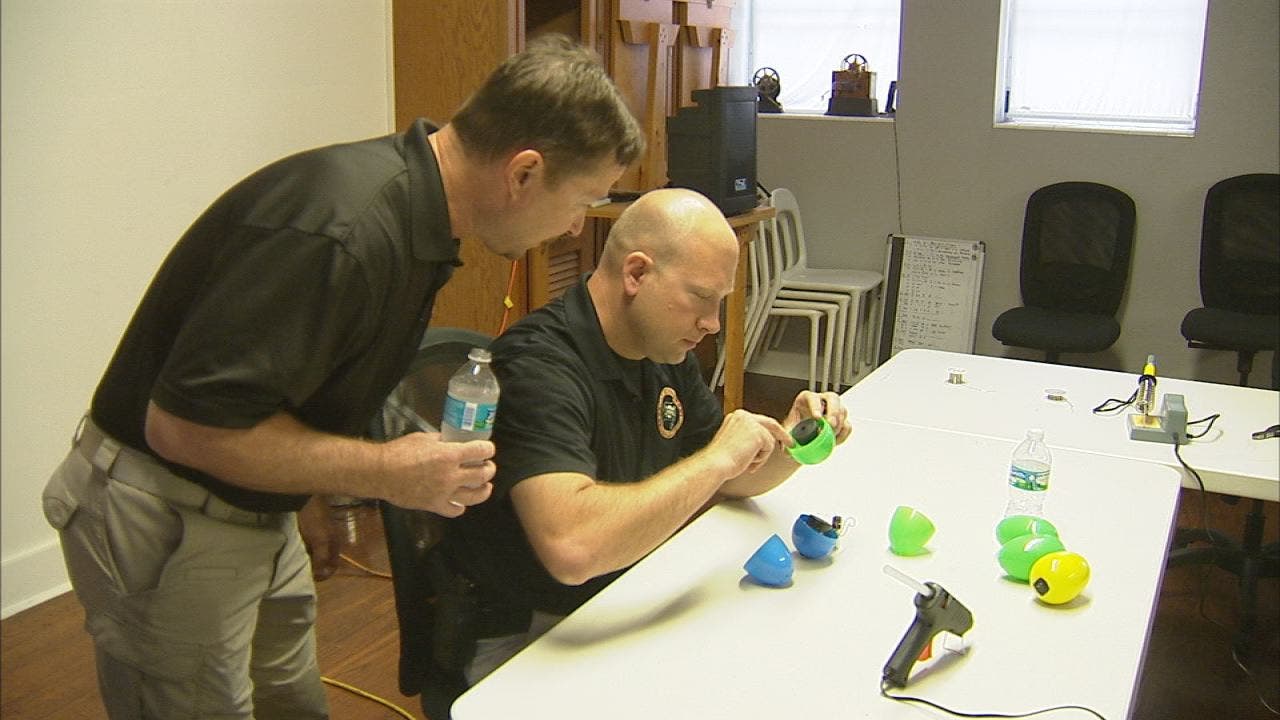 Beeping eggs: Bomb squad assembles very special gadgets | FOX 13 Tampa Bay