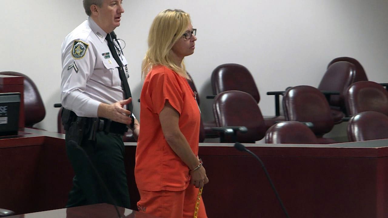 Woman apologizes to slain teen's family | FOX 13 Tampa Bay