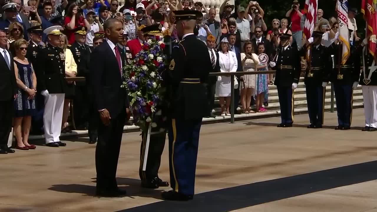 President Obama marks Memorial Day at Arlington National Cemetery | FOX ...