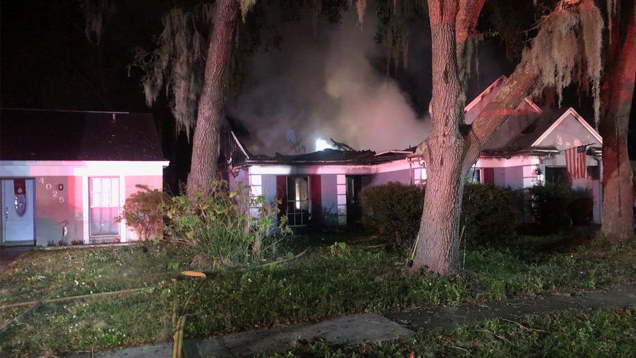 One person found dead following double house fire in Brandon | FOX 13 ...