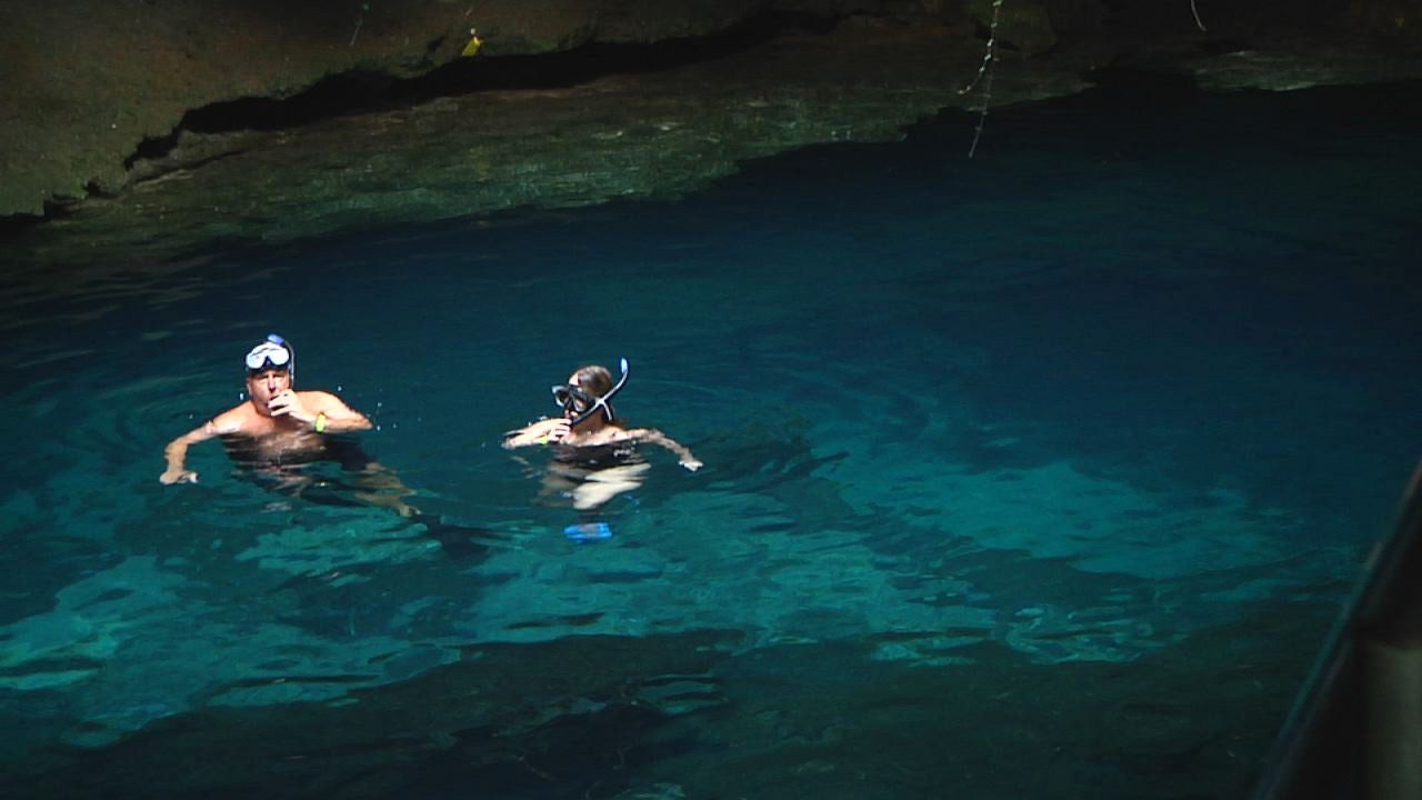 Heavenly dive: Devil's Den offers surreal swimming experience | FOX 13 ...