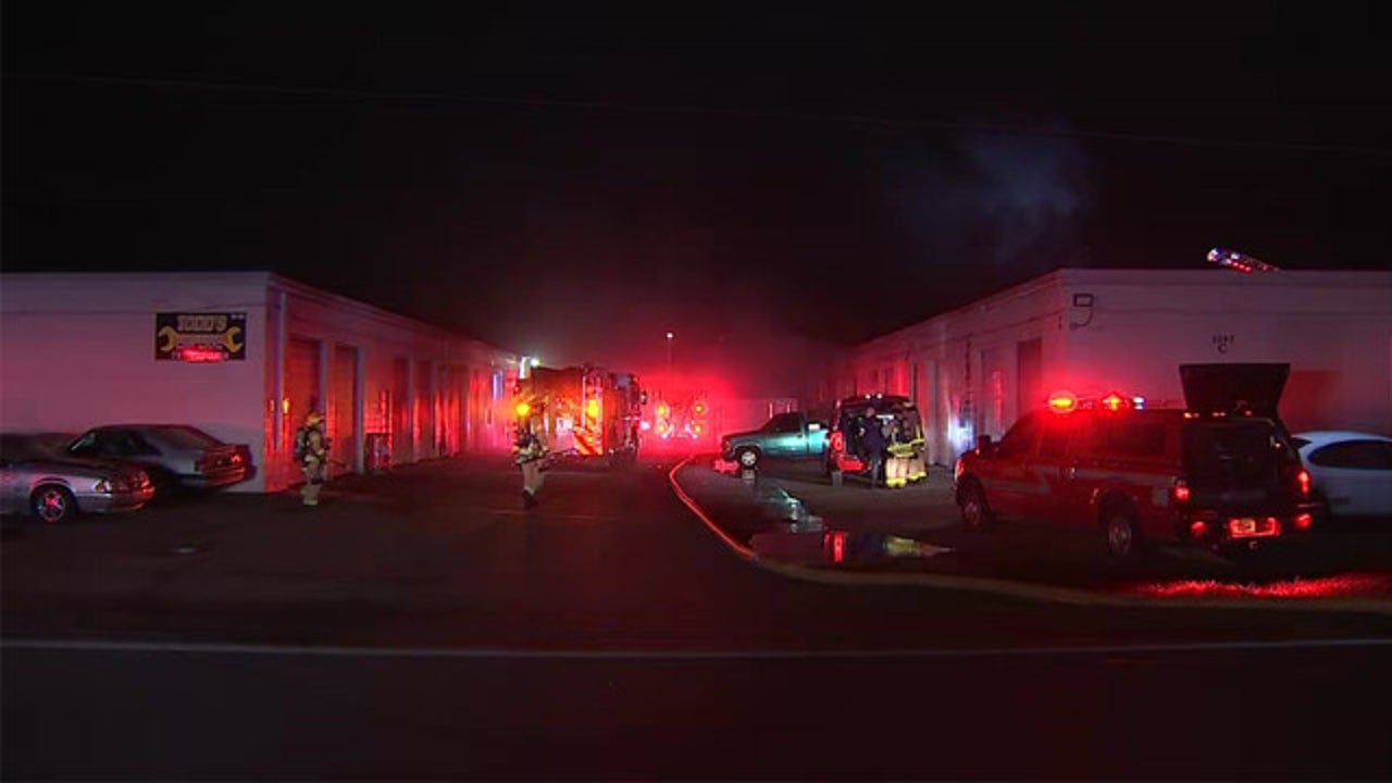 Firefighters respond to storage facility fire in Largo | FOX 13 Tampa Bay
