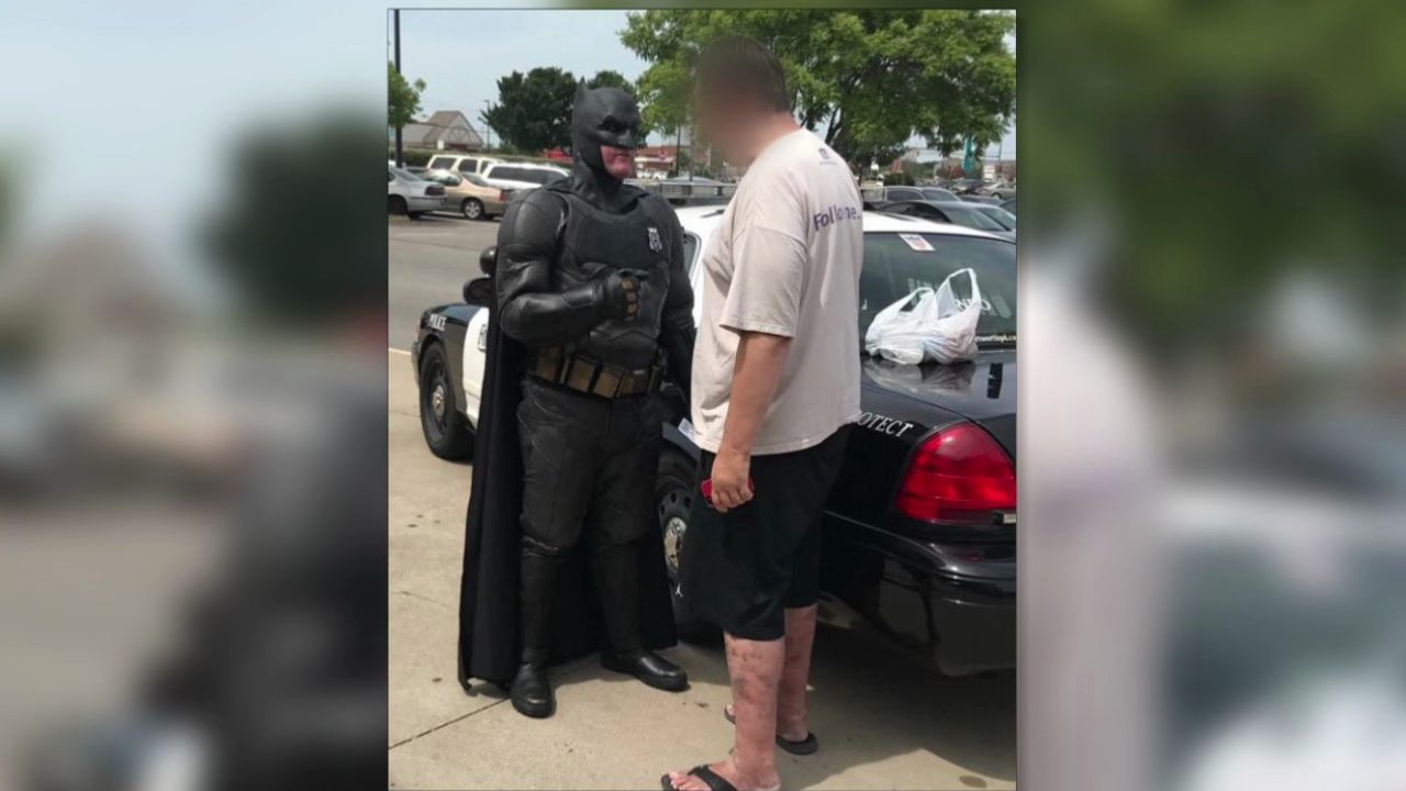 Batman arrests shoplifter in Fort Worth | FOX 13 Tampa Bay
