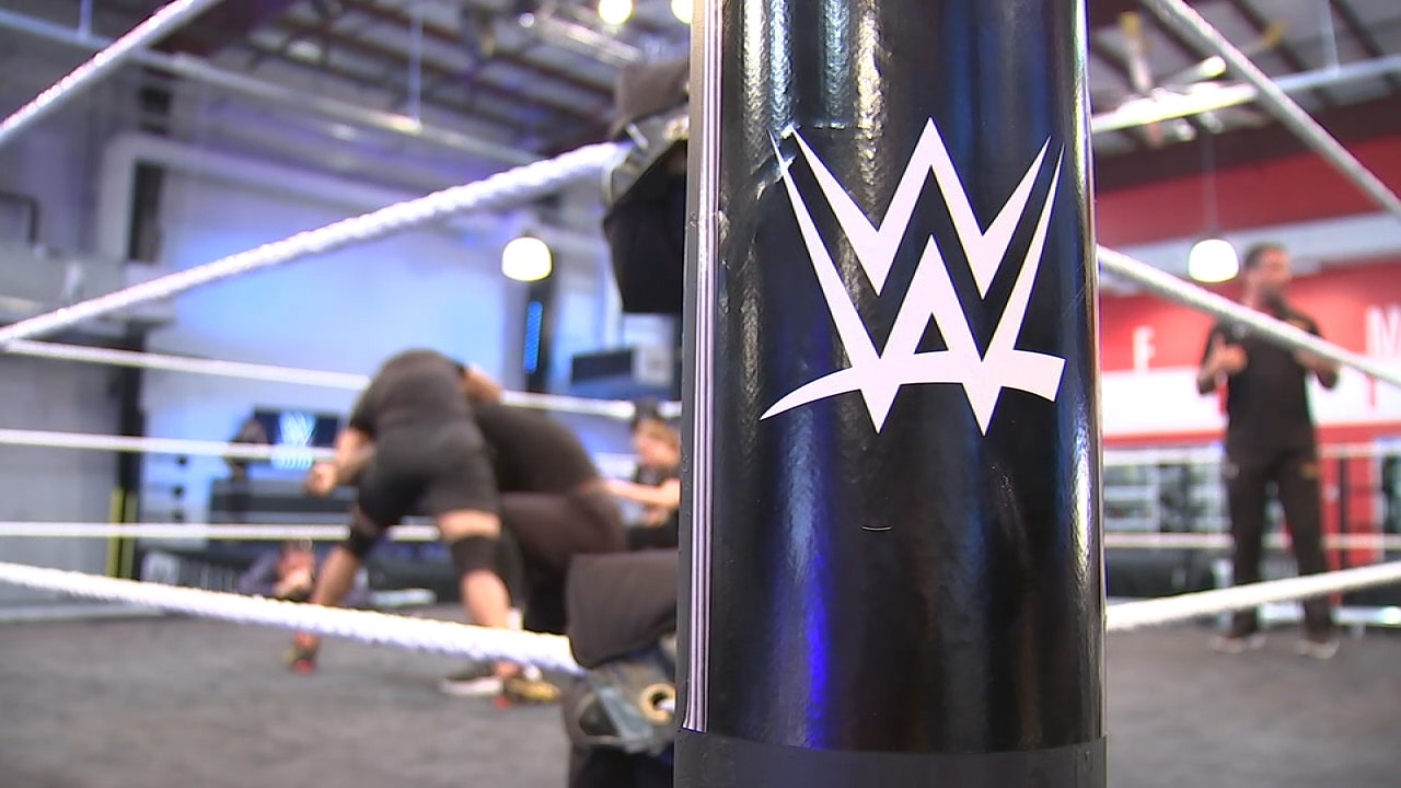 WWE heavy-hitters train in Orlando for Friday Night SmackDown