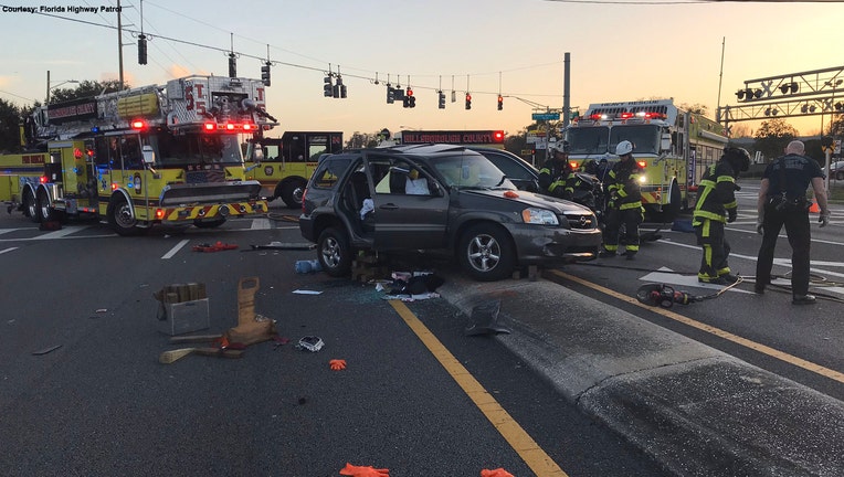 One Dead After Crash On Us 41 Fox 13 Tampa Bay