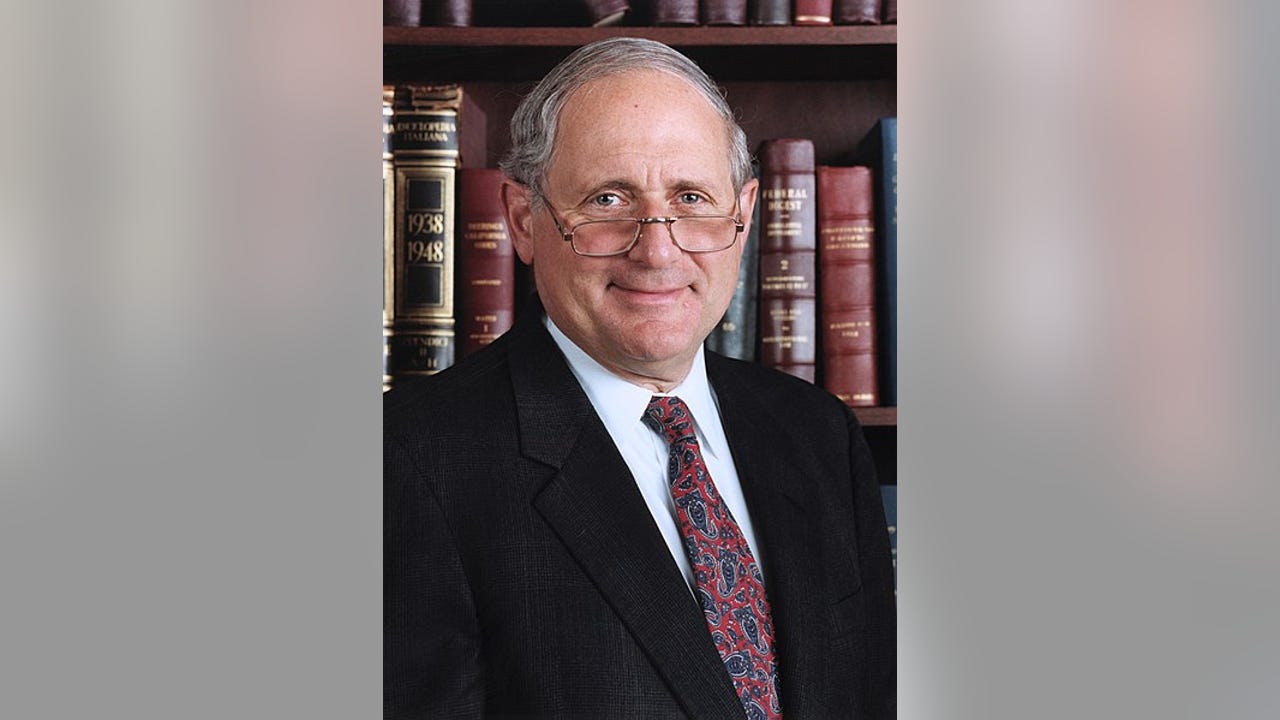 Michigan's longest serving US Senator Carl Levin dies at 87 | FOX 13 ...