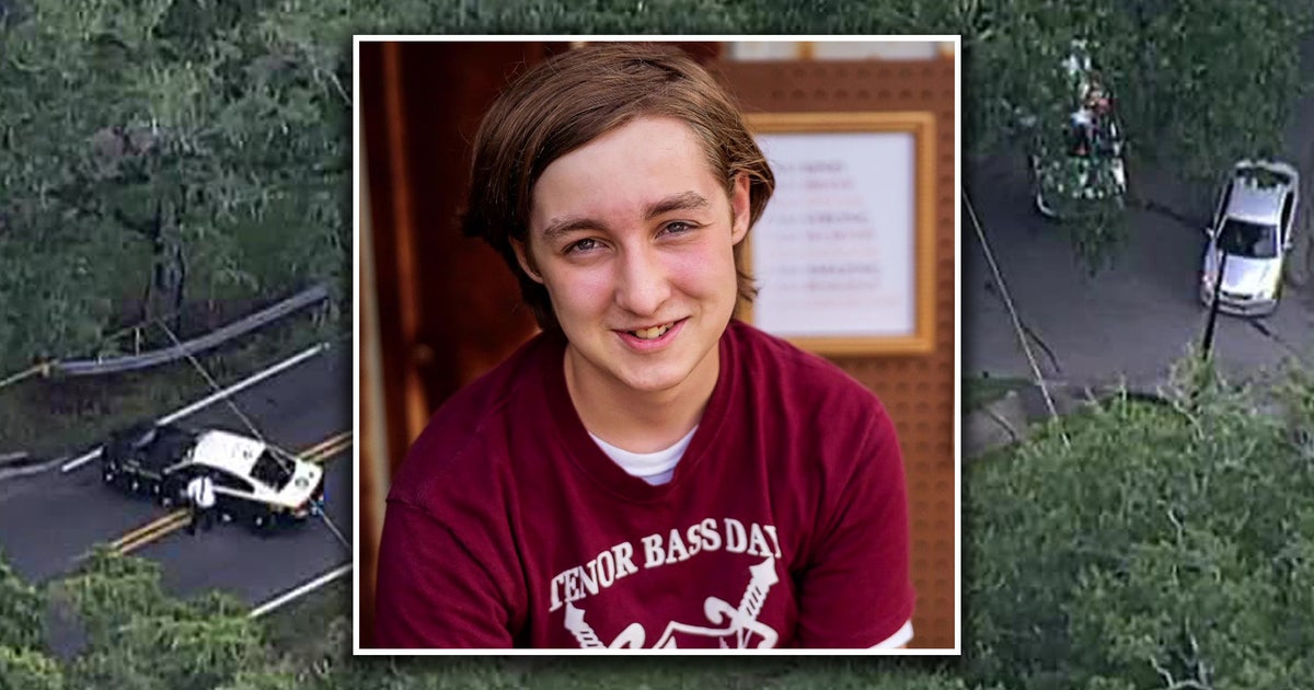 Largo High teen dies in crash after trying to cross 'unlighted roadway ...