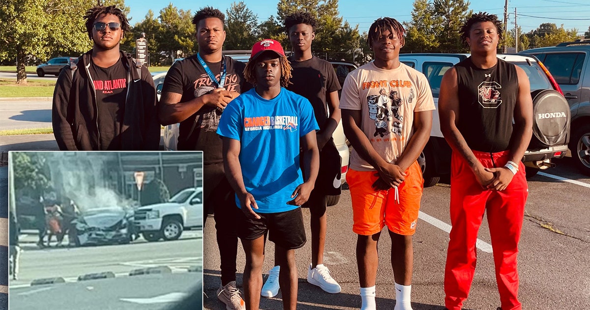 Georgia high school football players save woman involved in car crash ...