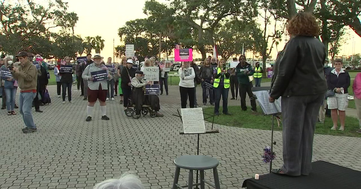 Dueling demonstrations held in Pinellas County two years after Jan. 6 ...