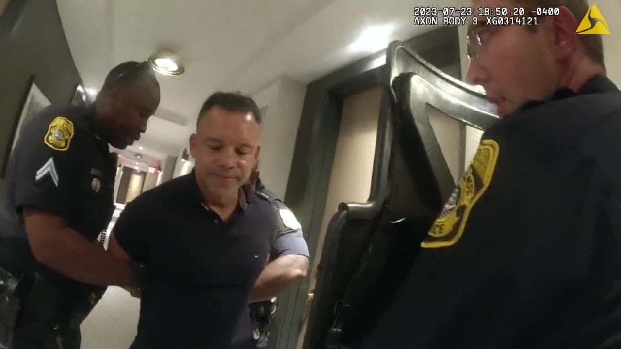 Bodycam Video Shows Tampa Officers With Miami Dade Police Director