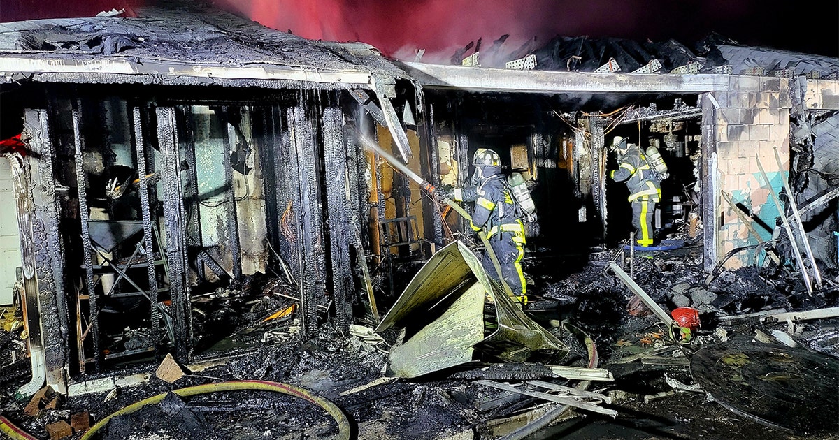 Fire destroys Sun City Center home: First responders | FOX 13 Tampa Bay