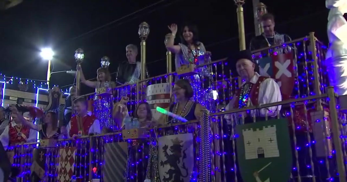 Ybor City prepares for annual Knight Parade, welcoming tourists back to ...