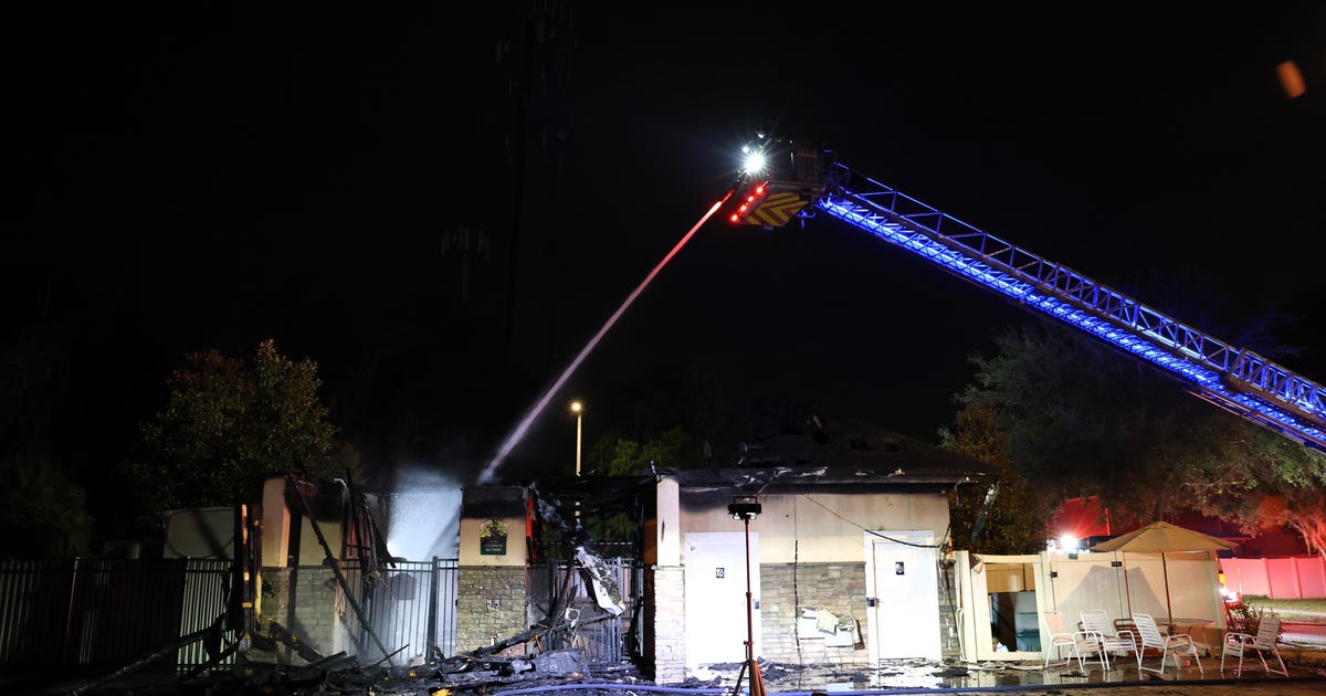 Fire badly damages clubhouse in Riverview neighborhood | FOX 13 Tampa Bay