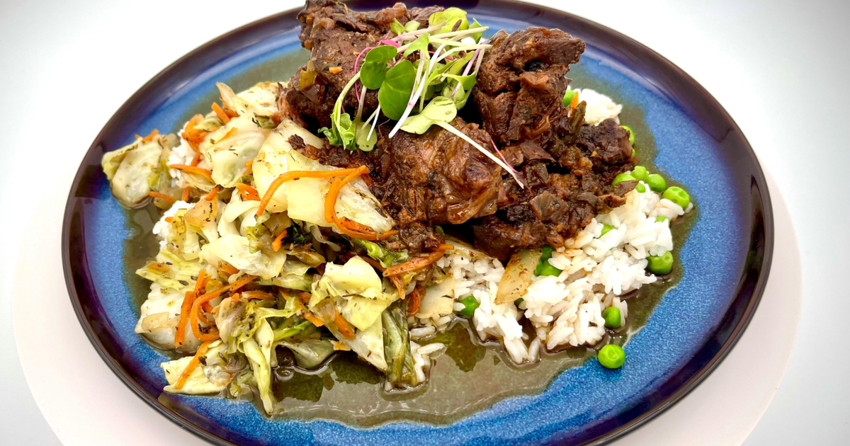 Dinner DeeAs recipe: Short Ribs, Rice with Peas, Sautéed Cabbage | FOX ...