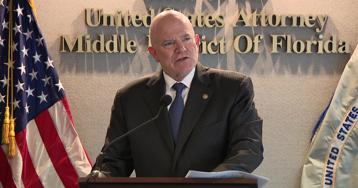 19 people in Lakeland, Tampa indicted on gang activity, identity fraud ...