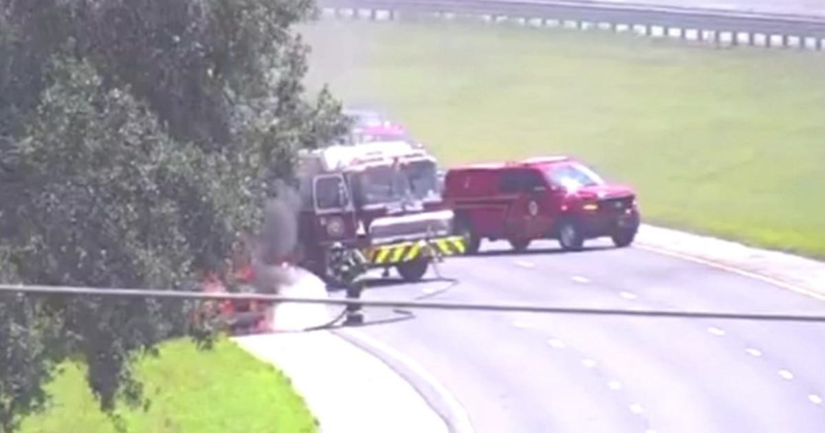 VIDEO: Car catches fire on I-75 after suspected mechanical issue, HCFR ...
