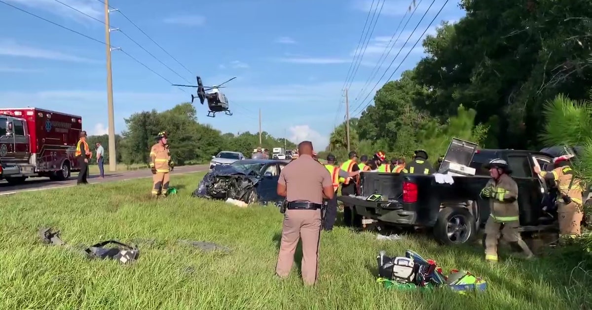 3 hospitalized after crash on SR 52 in Pasco County | FOX 13 Tampa Bay