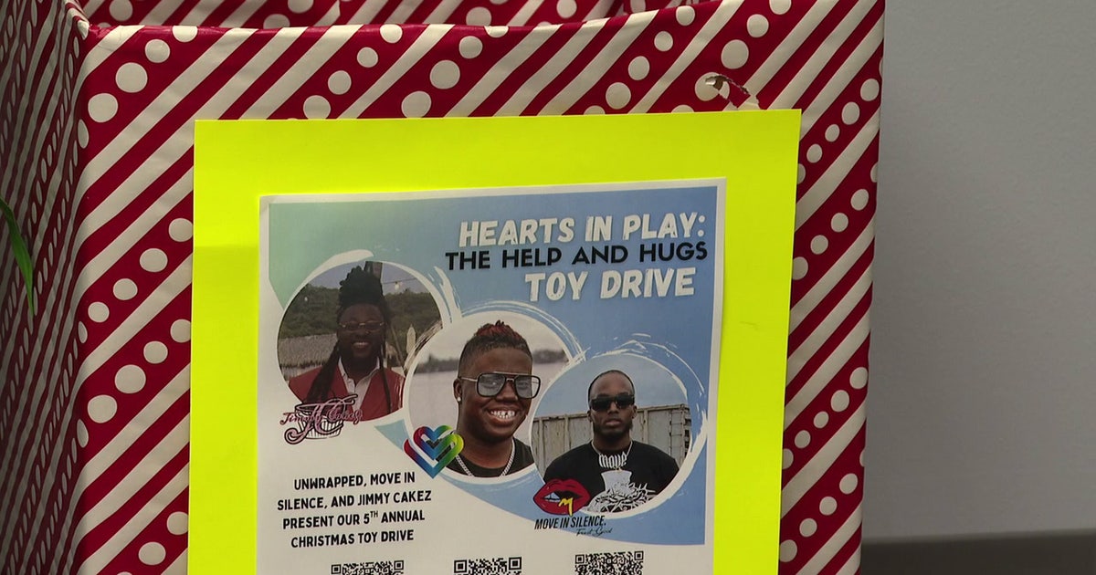 Clinical social worker behind Manatee County toy drive helping make ...