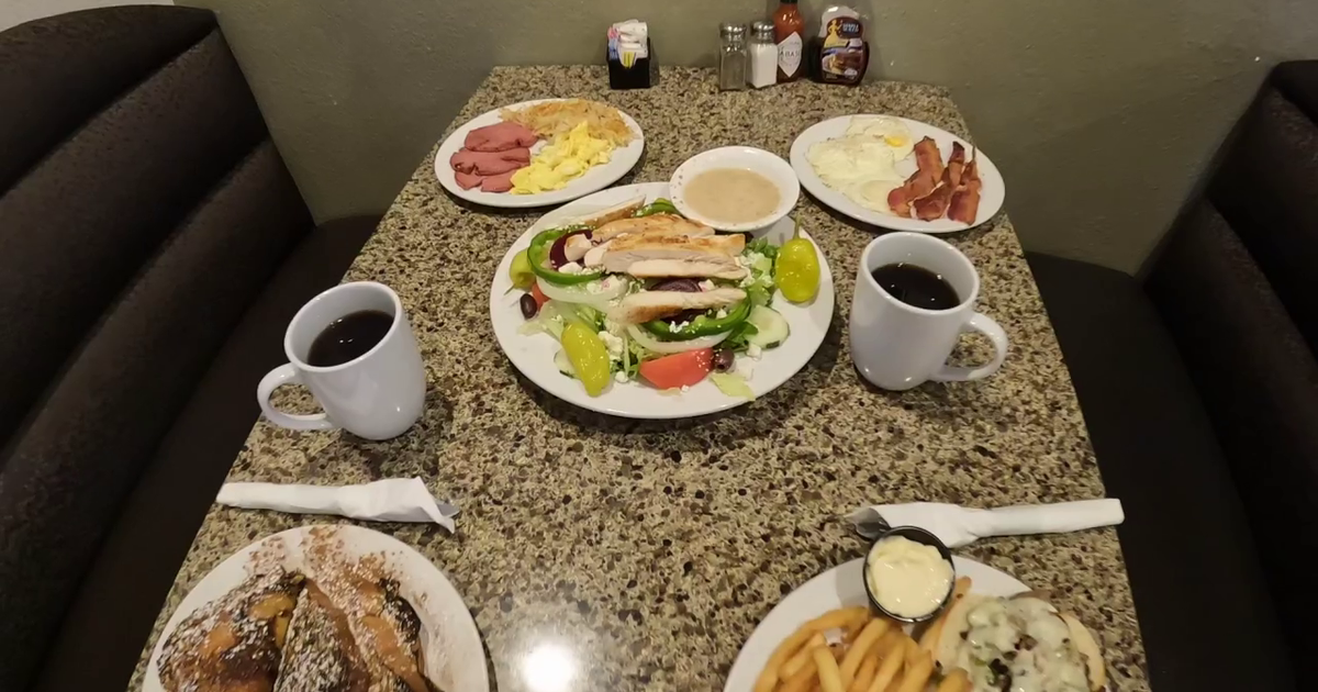 Family is their middle name, and this Clearwater diner treats every ...