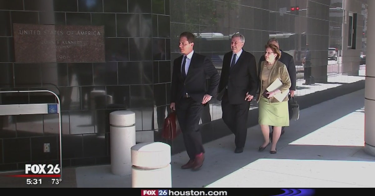 Indicted former Congressman Stockman says he's too broke to pay lawyer ...