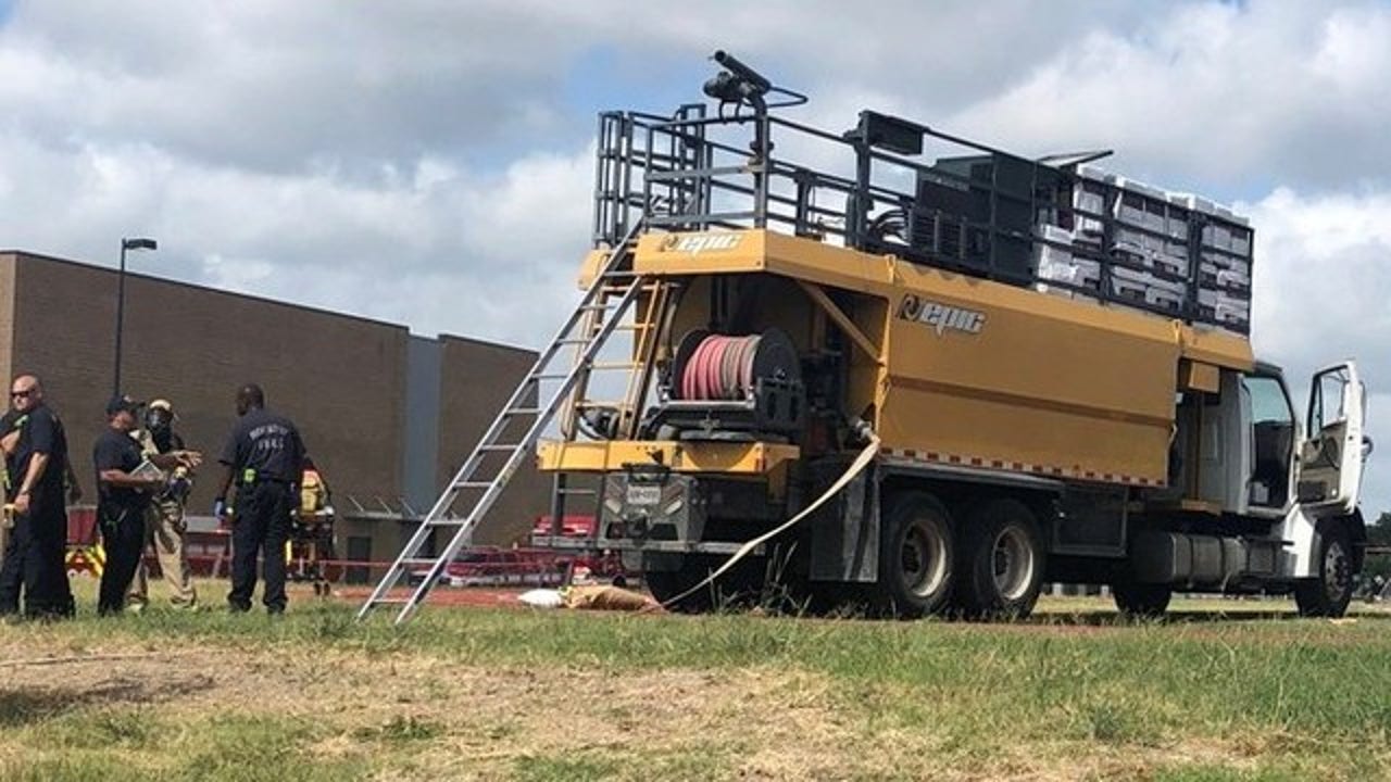 Two men killed in mobile seeding tank accident in southwest Houston