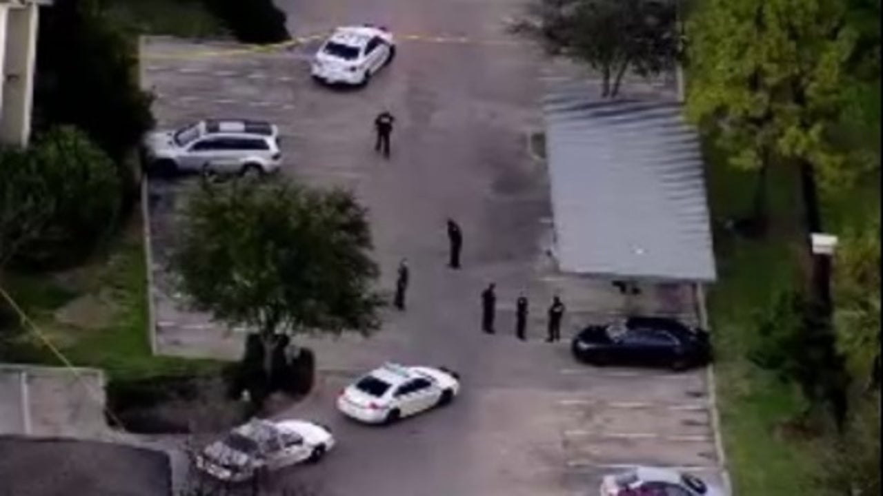 One person dead, another wounded in northwest Harris County shooting