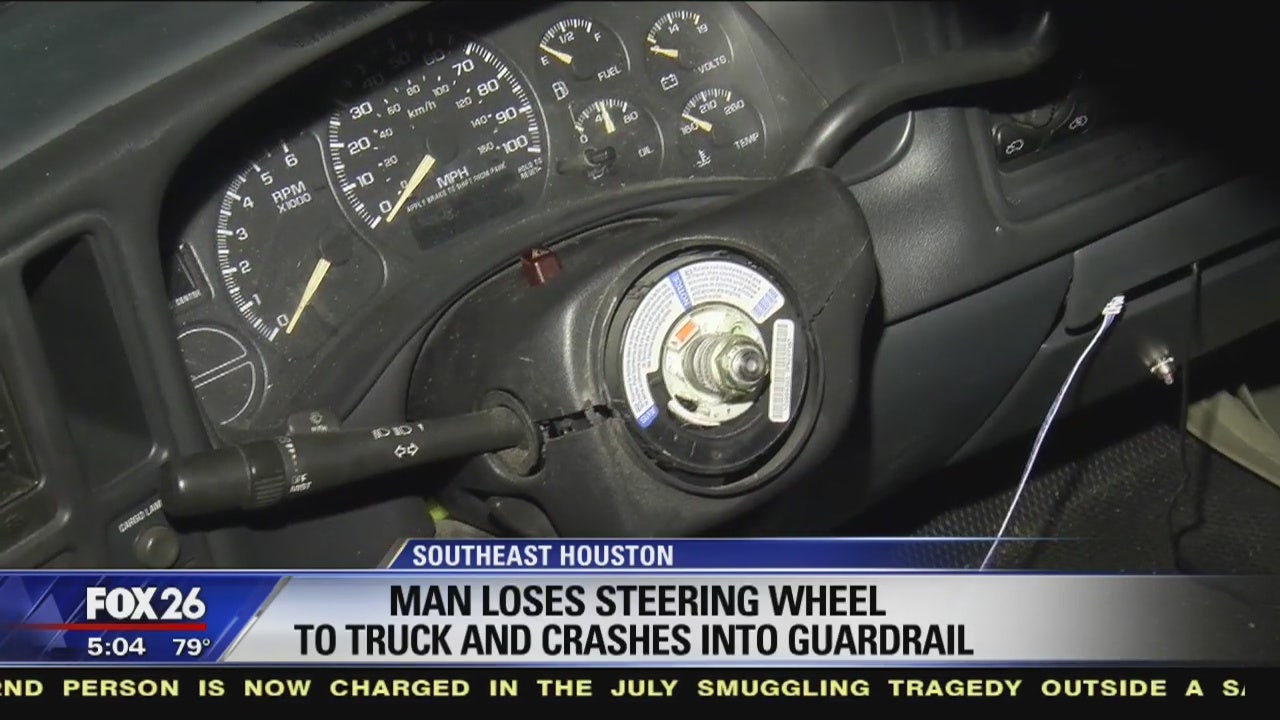 Man survives crash after steering wheel comes off | FOX 26 Houston