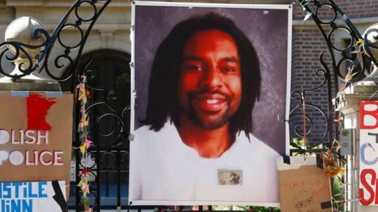 Mother of Philando Castile, black motorist killed by Minnesota officer ...