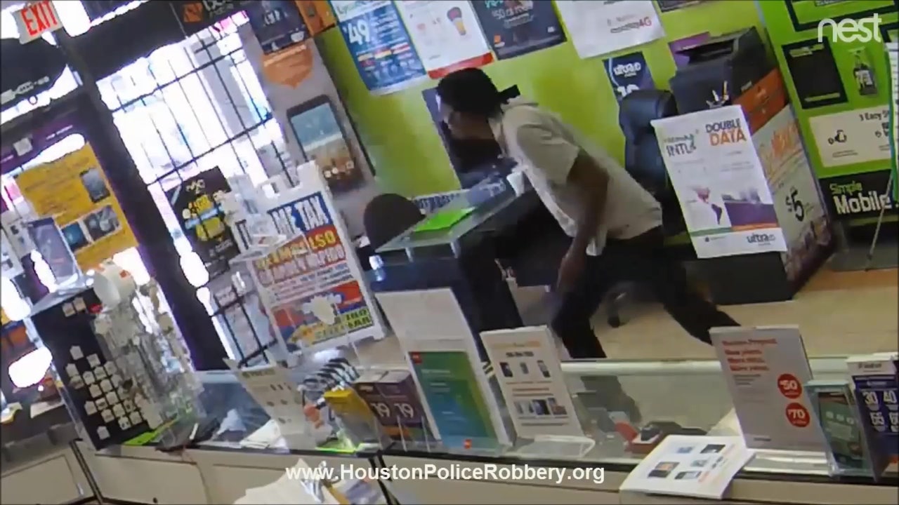 Robber Locked Out Of Own Robbery At Sw Houston Cellphone Store Fox 26