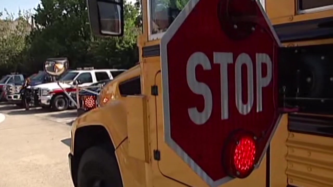 Students in over a dozen Houston-area districts head back to school