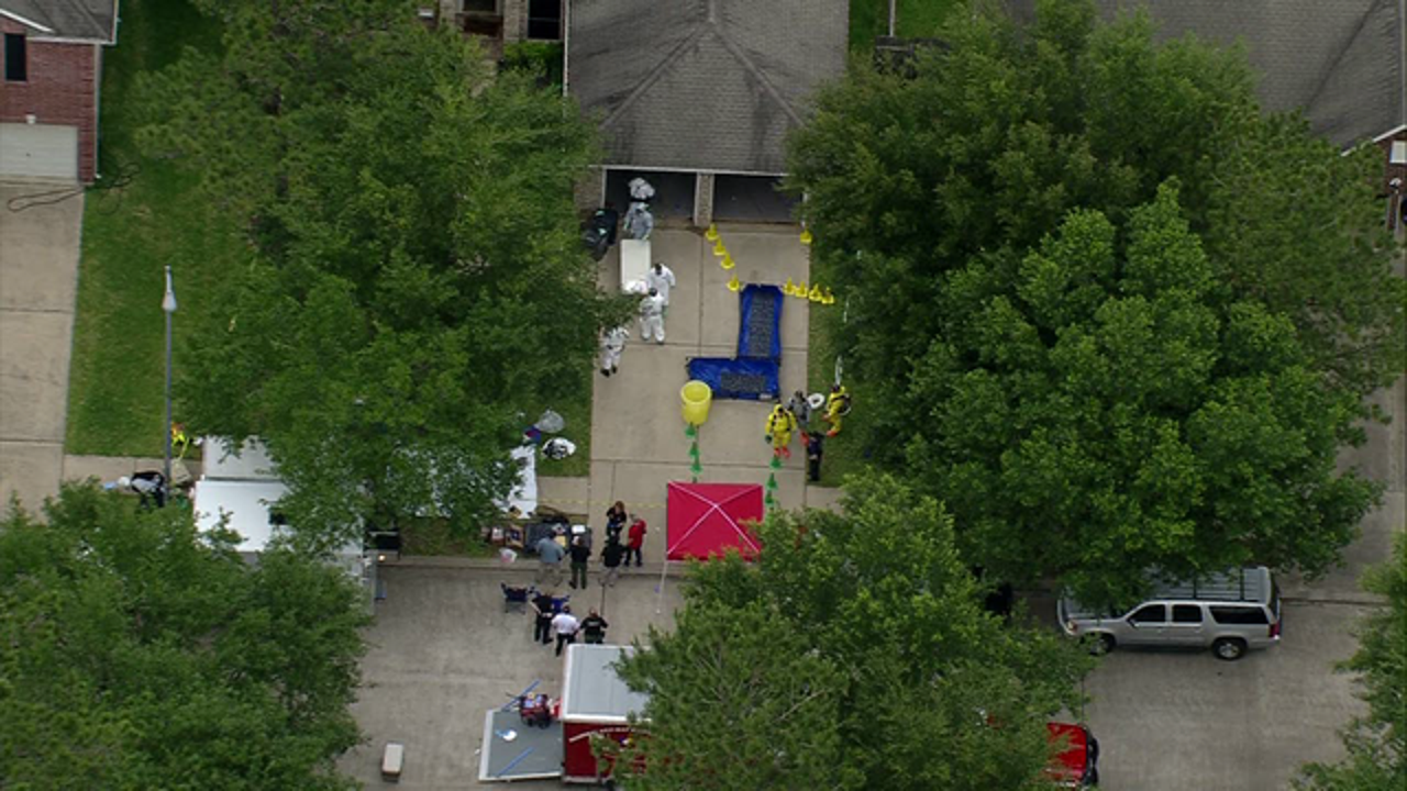 Fbcso And Dea Investigating Alleged Clandestine Drug Lab At Richmond Home Fox 26 Houston 9225