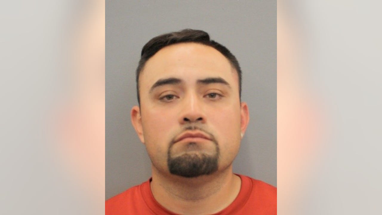 Man charged with murder in deadly shooting outside east Houston bar ... Man charged with murder in deadly shooting outside east Houston bar ...