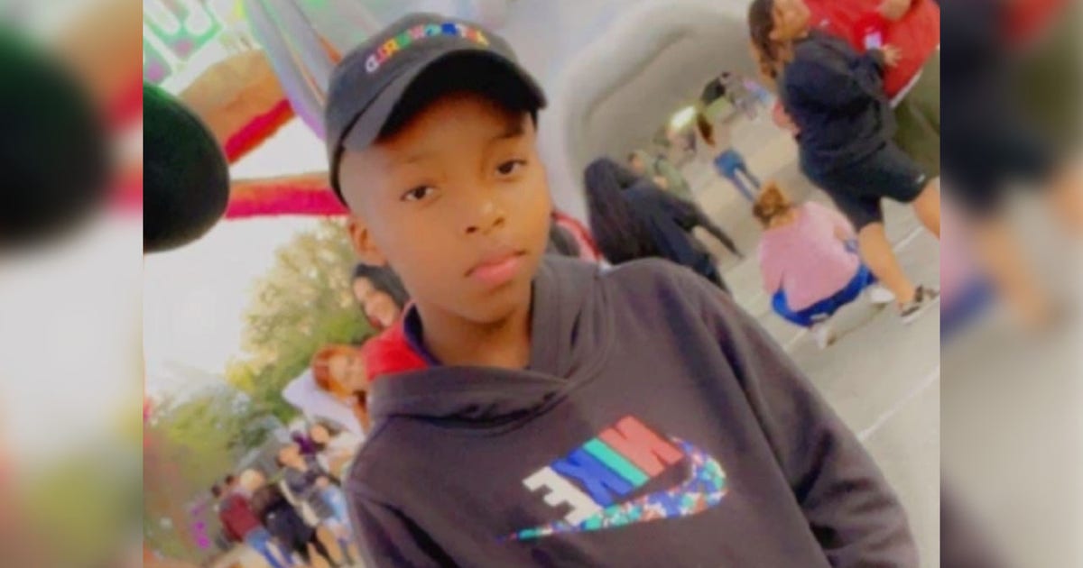 Astroworld deaths: Ezra Blount's family settles lawsuit against Travis ...