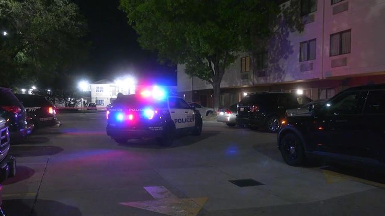 Houston police release video from deadly shooting of Jalen Randle by ...